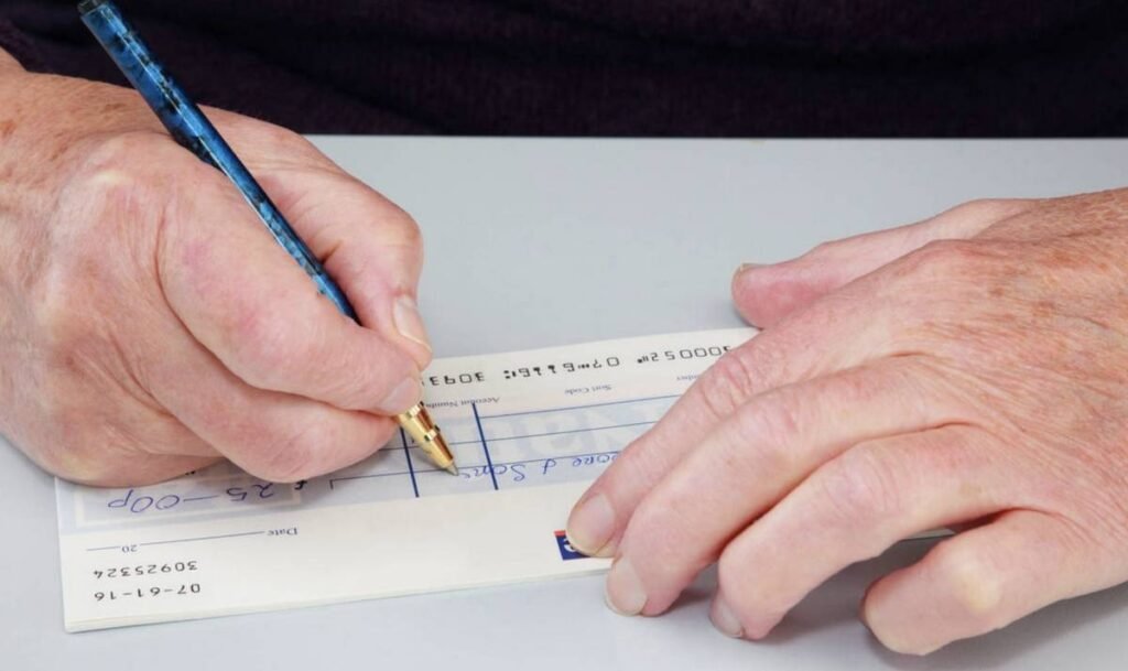 Cheque Bounce Cases in UAE – Tasheel Legal Consultancy LLC